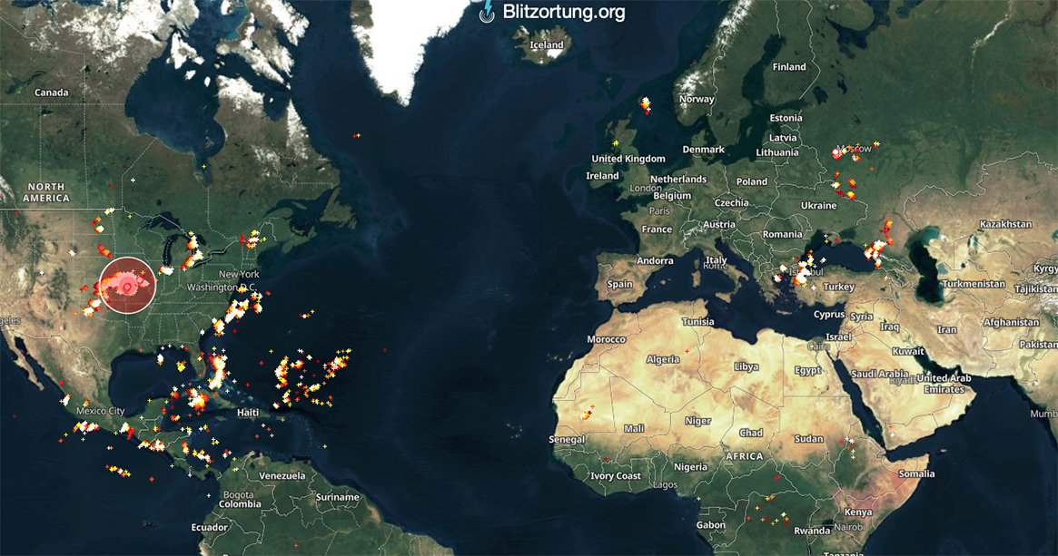 Thunderstorm Photography Tips: Capture epic lightning safely